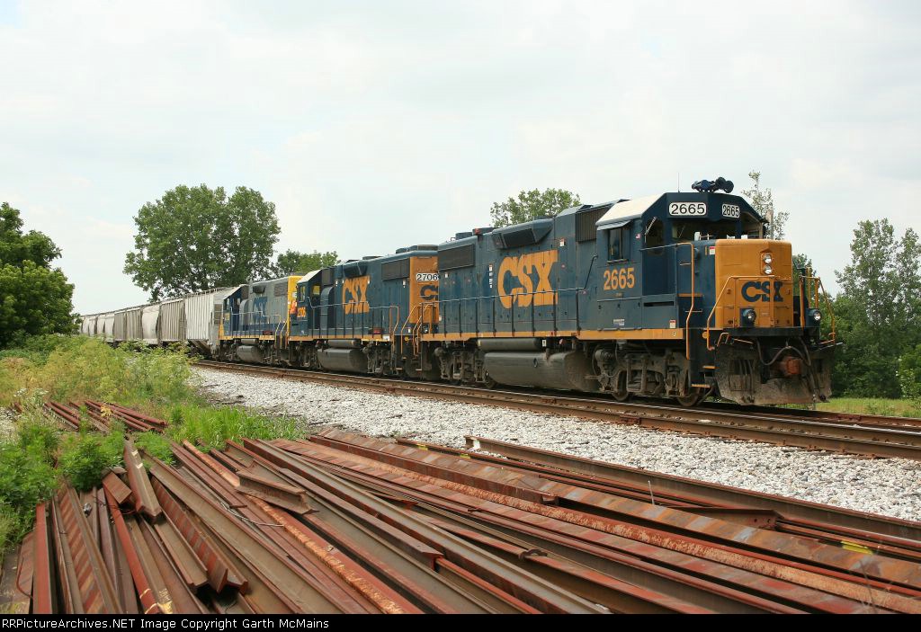 J770-26 outlaws in Roachdale Siding